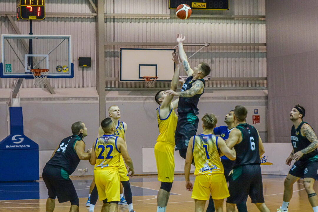 Match de la Ligue nationale de basket-ball Ramirent : Université de ...