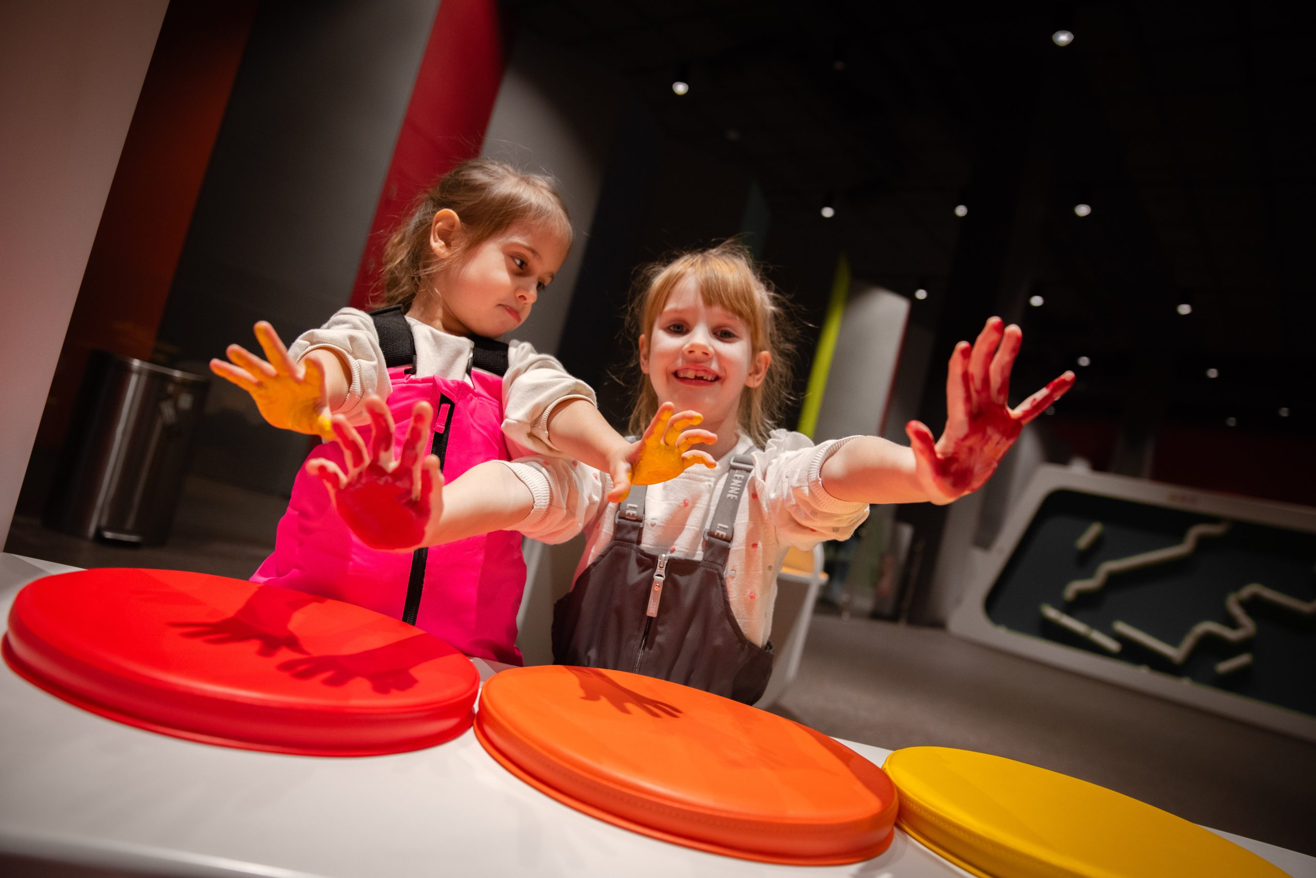 “Little Researchers Workshop: Spring in a Whirlpool of Colors” for ...