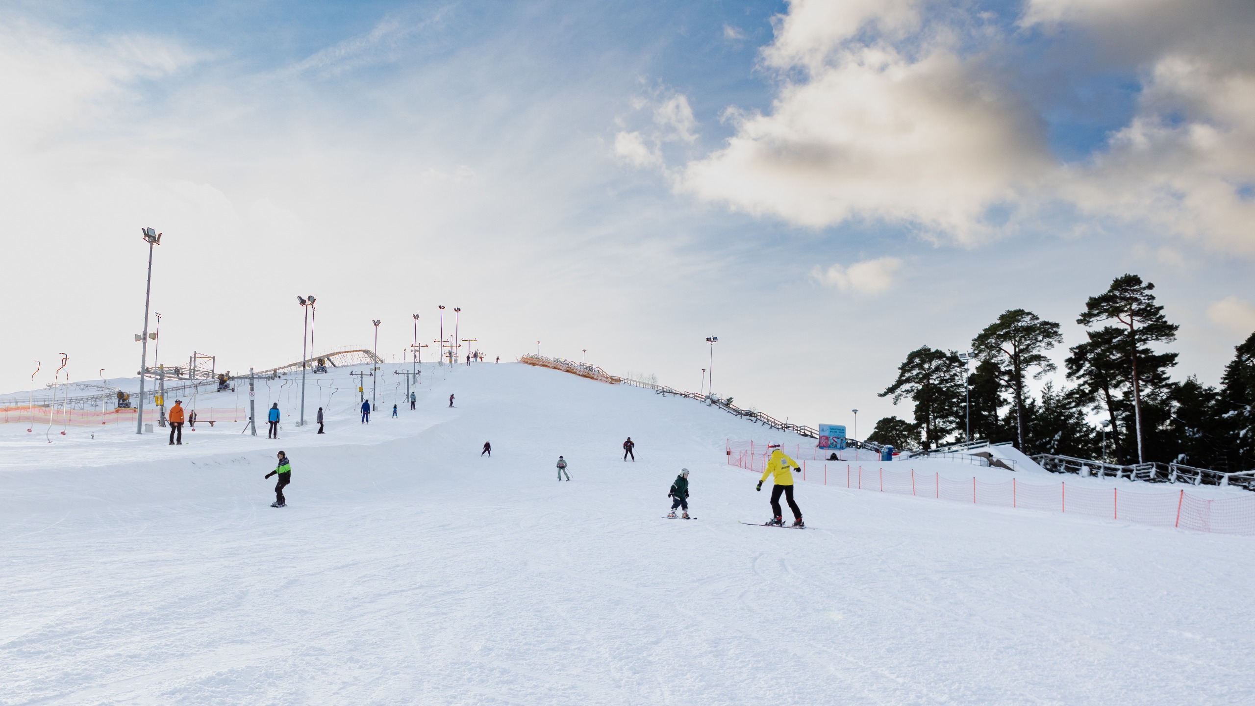 Une piste experte a également été ouverte sur le domaine skiable de ...